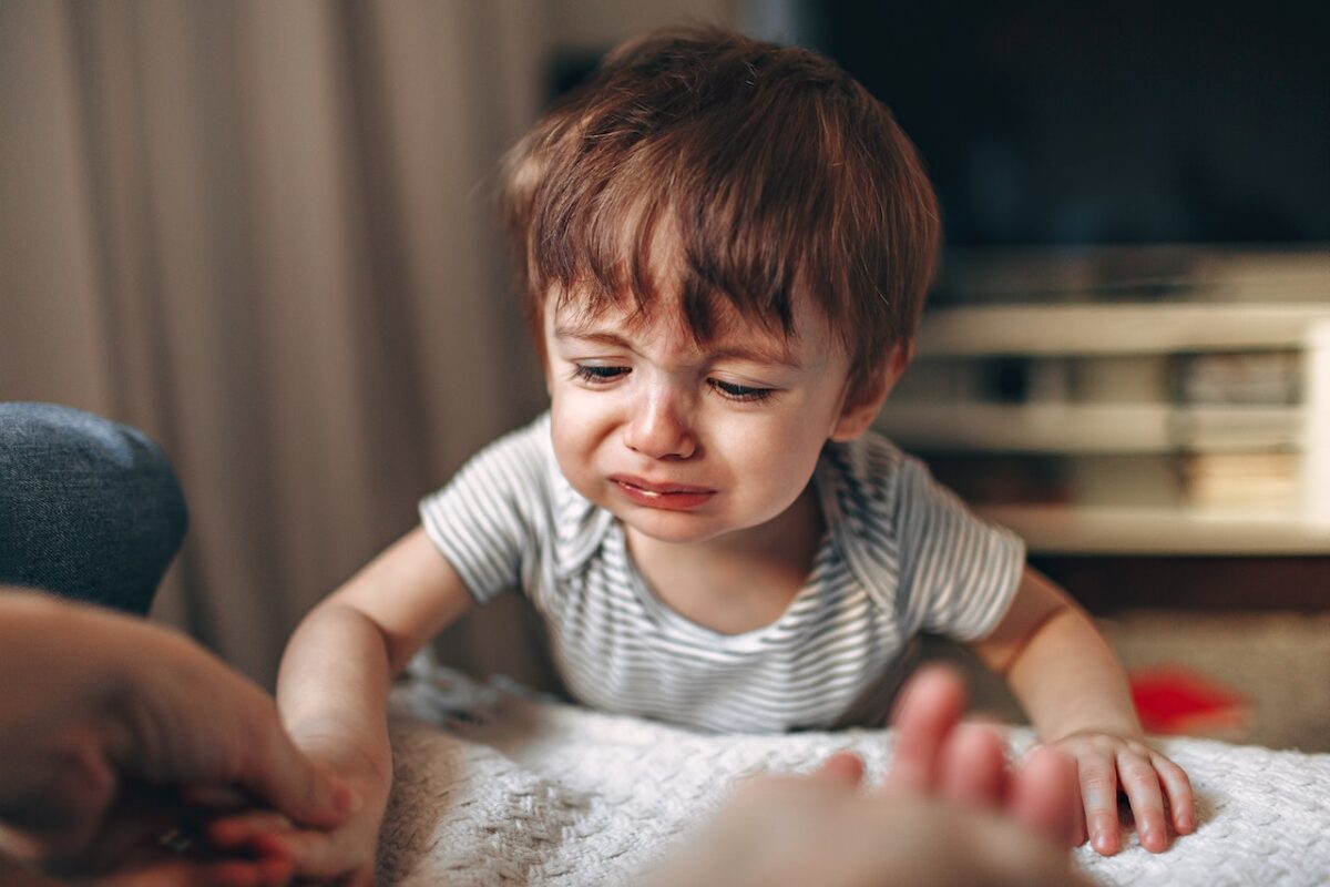 Toddler Rejecting Mother? What Are The Signs And How to Prevent It